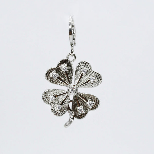 Silver Trebol Charm CH-364 – Treasure Jewels, Inc.