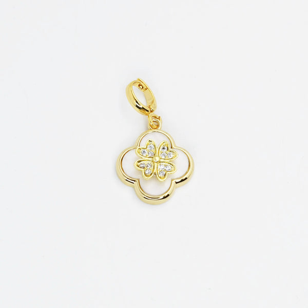 Trebol Flower Charm CH-35 – Treasure Jewels, Inc.